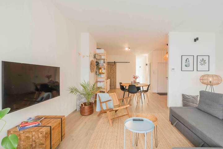 Beautiful Bright 2bdr Apartment At Best Location - Antwerp, Belgium