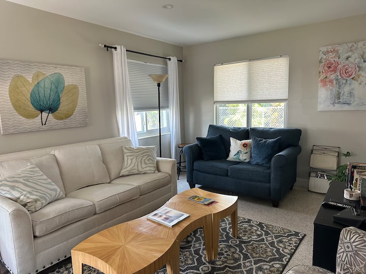 Tropescape- Cozy Home Minutes To Downtown & Beach - Lake Worth, FL