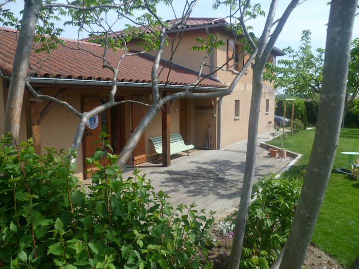 Villa 5 Personnes Avec Jardin - Rive-de-Gier