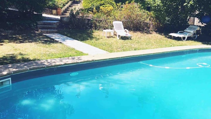 Séjour Inoubliable Assuré Dans Cette Villa!!! - Vitrolles