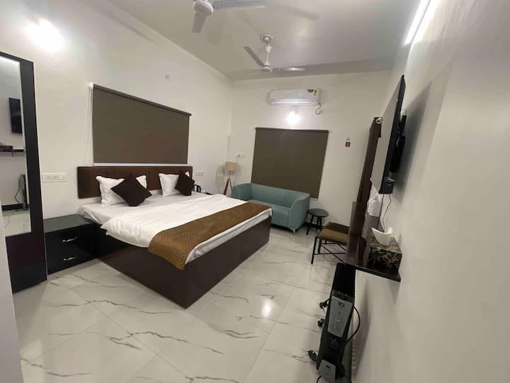 Shivkripa Your Comfort Stay - Ujjain