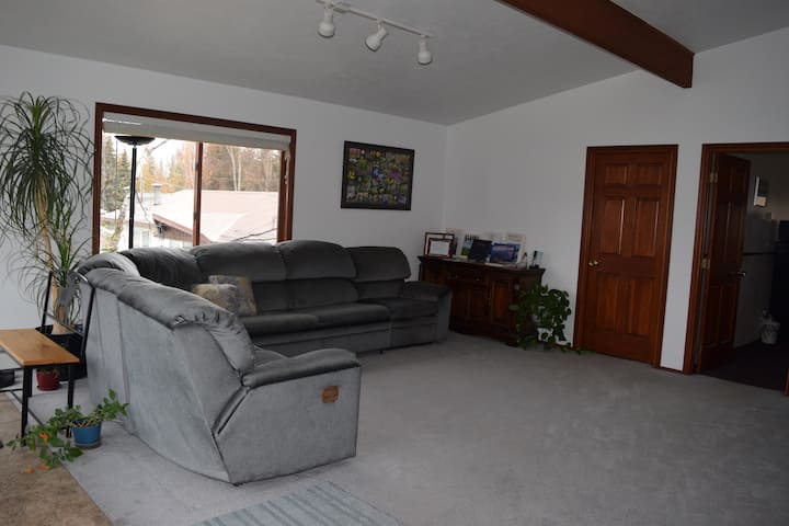 Your Home, Private Room & Bath, No Cleaning Fee - Anchorage, AK