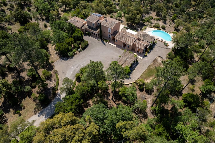 Villa, Piscine Privée à 15 Min Des Plages - Var