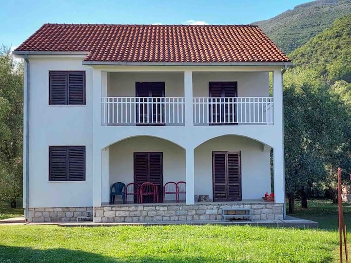 Cozy House Near The Beach - Montenegro