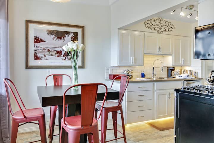 Coastal Escape King 1bd, Pets Parking Fast Wi-fi - San Clemente, CA