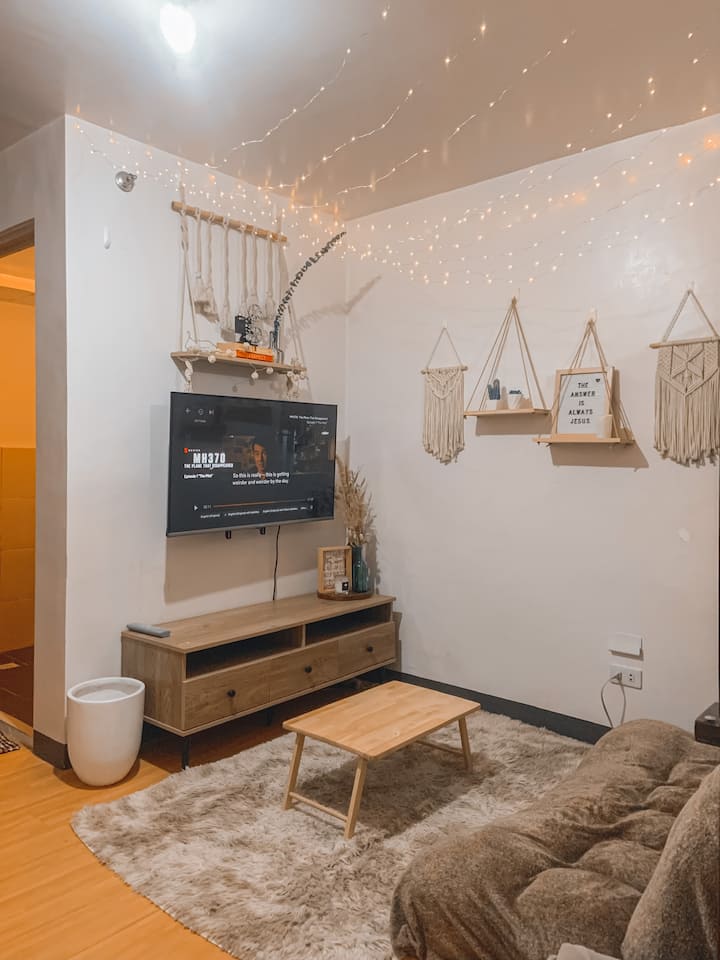 C&c’s Condo Near Mandaue And Cebu City W/ Netflix - Mandaue City