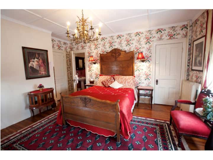 Botsford Briar B&b  Rose Room With Private Bath - Beacon, NY