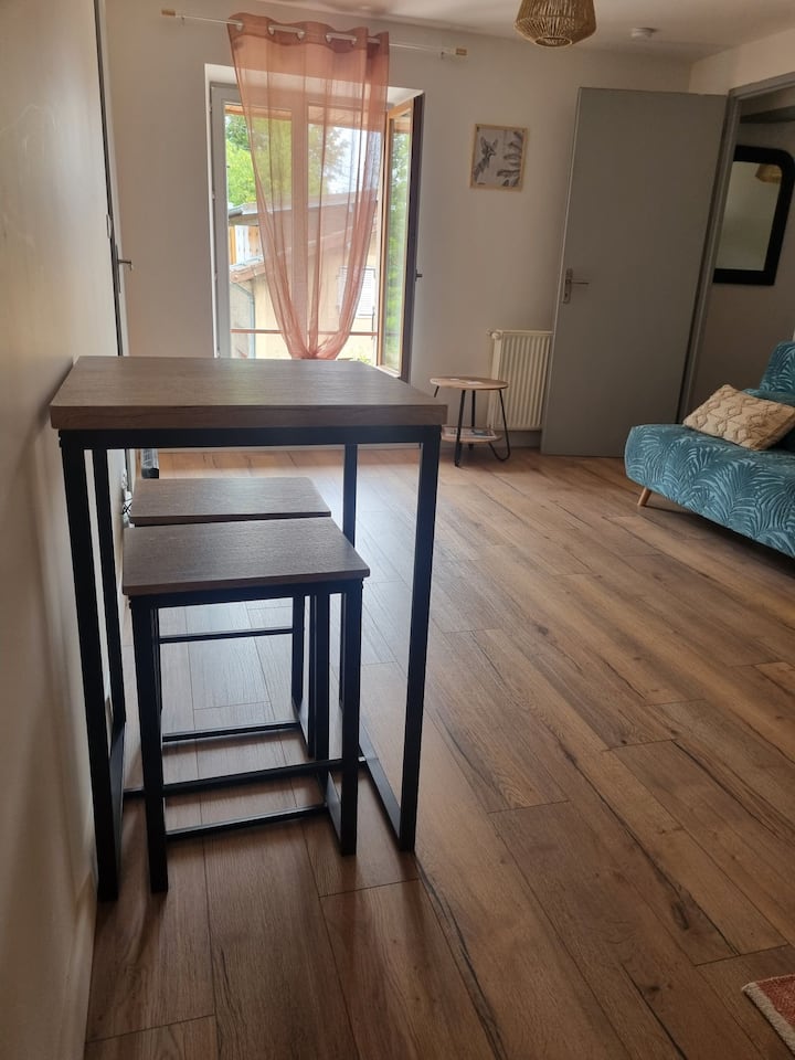 Appartement Cosy - ibis Besançon Marchaux