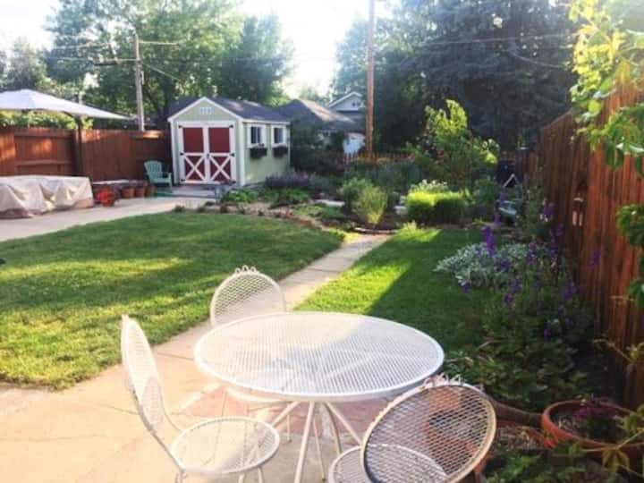Private Apartment In Gardener's Cottage-nw Denver - Carousel, Denver