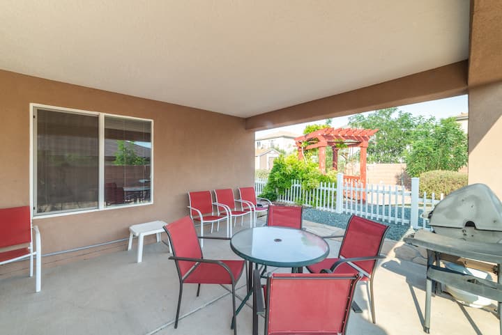 Spacious Rio Rancho Home - Rio Rancho, NM