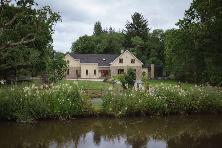 Drumleague Canal Bank House - Leitrim Village