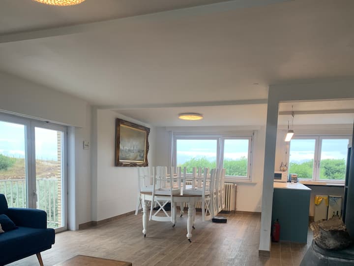 Family Friendly Flat - Sea Views - 50m From Beach - Blankenberge