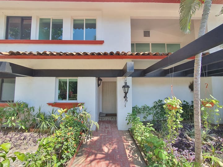 Villa Queta; Villas I Princess, Zona Diamante. - Acapulco