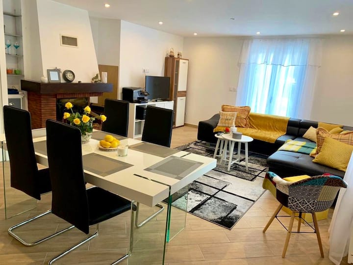 Villa Avec Jardin Clos Proche De Genève Et Annecy - Saint-Julien-en-Genevois