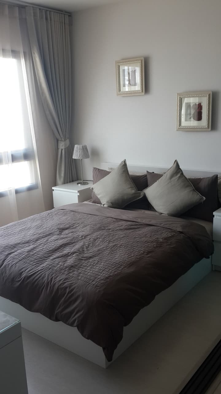 Central Bangkok Sathorn Silom Mrt - Bangkok