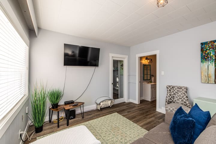 Charming With All Amenities By Hospital - Prince George