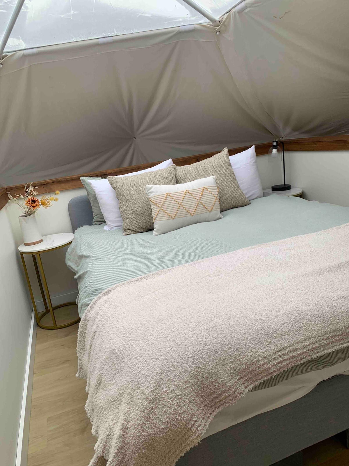 Wanderlust Domes - Dome houses for Rent in Dropmore, Manitoba, Canada ...