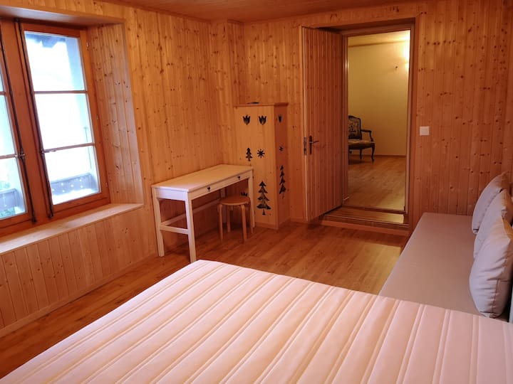 Entire Charming 2 Rooms Apart. Villars-sur-ollon - Gryon