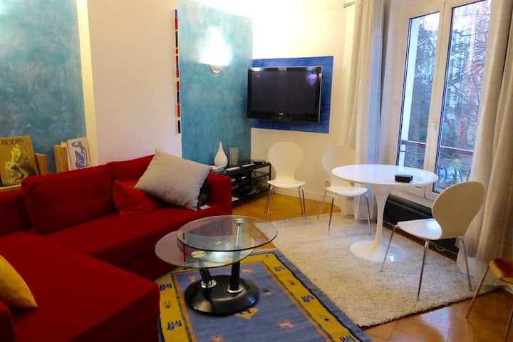 Charme Au Coeur De Montmartre - Paris Gare du Nord