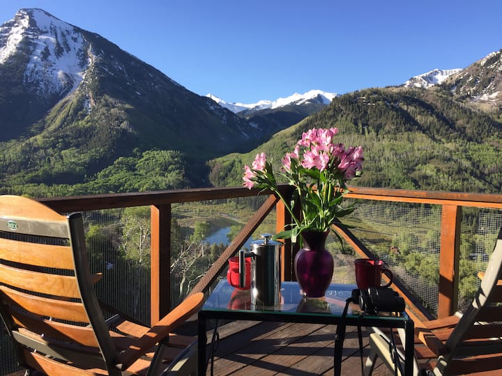The Cabin In The Sky.every Window Is A Masterpiece - Devils Punch Bowl, Snowmass