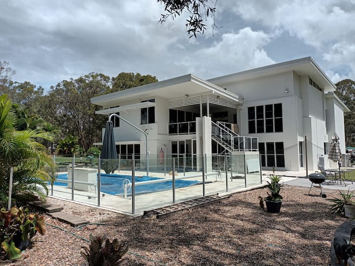 Nature Retreat Acreage & Rv Parking In Hervey Bay - Hervey Bay