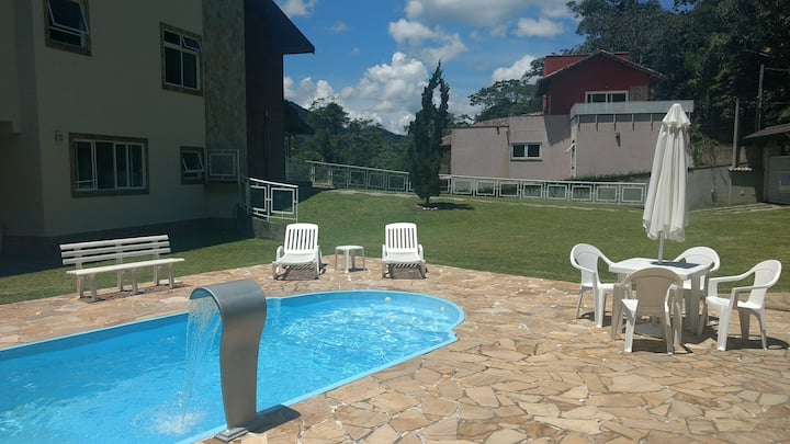 Casa De Condomínio Em Ponto Turistico Da Cidade! - Teresópolis