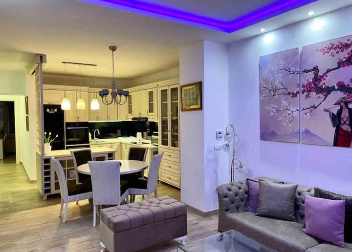Tia's Luxury Great Home In City Centre - Saraybosna