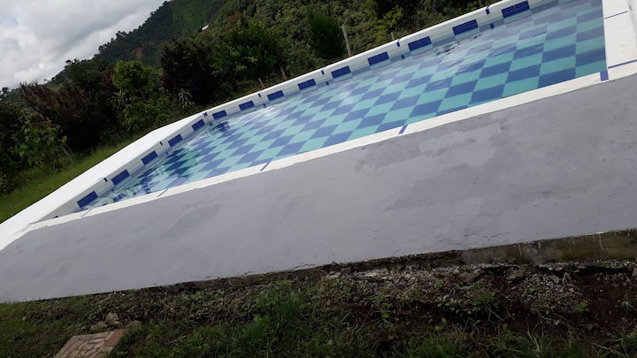 Relajacion En Medio De Un Ambiente Natural. - Líbano