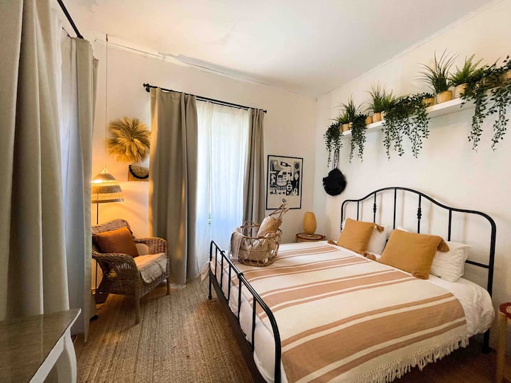 Summer Sanctuary, City Center & 1 Min To The Sea - Poreč