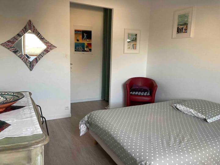 Chambre Proche Aéroport Du Parc Expo Et De  Rennes - Bruz