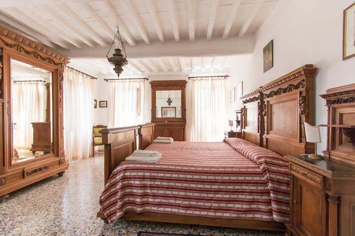 Large Apt Into Historical Building, Countryside - Viareggio