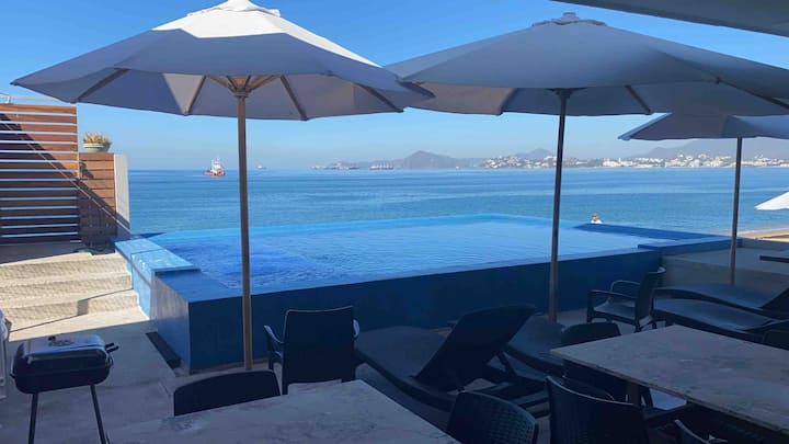 New Exclusive Apartments In Front Of The Sea!! - Manzanillo