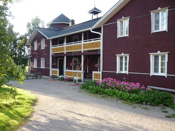 Peltolan Luomutila, Aamiaismajoitus - Mänttä-Vilppula