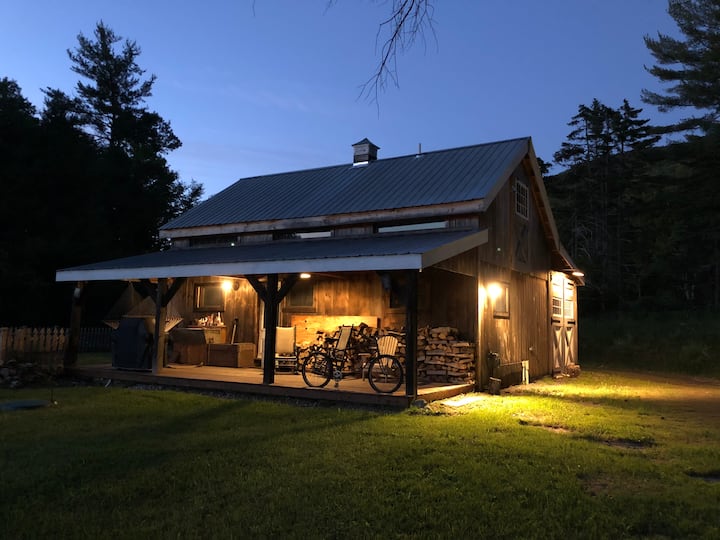 Stunning-Vintage-Rustic-Barn!!! - Cabins for Rent in Londonderry ...