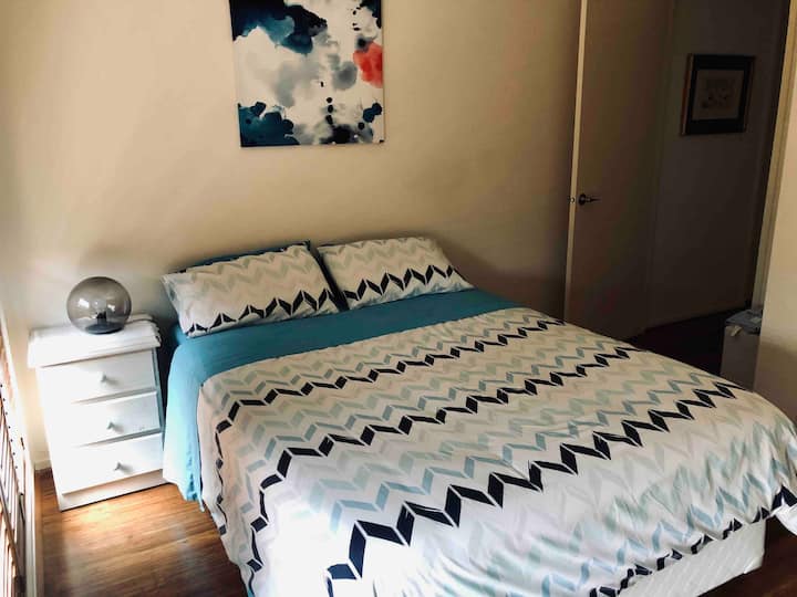 Lovely Private Room With Bathroom In Berwick - Cranbourne