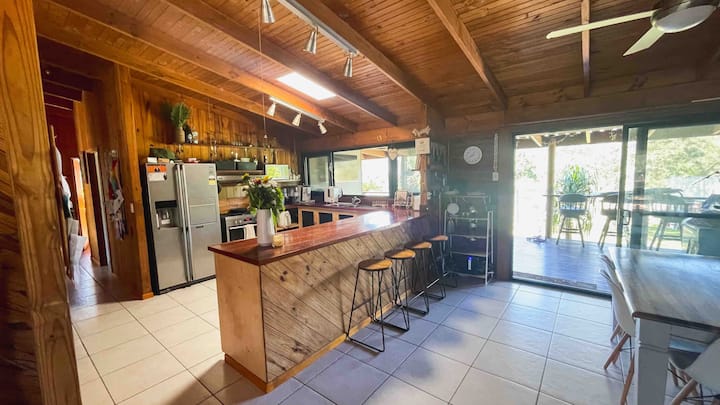 Edgewater Cottage By The River - Logan Village