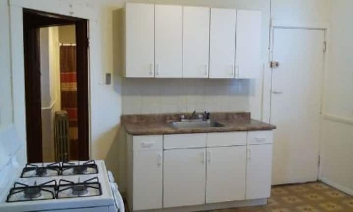 Cozy 4bd Apartment With Airbeds - Boston, MA