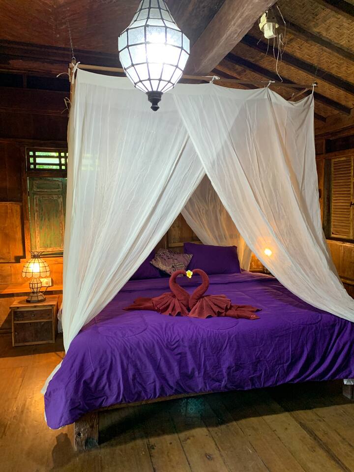 Joglo 1 Rustic Luxury Room With Jungle View - Bali