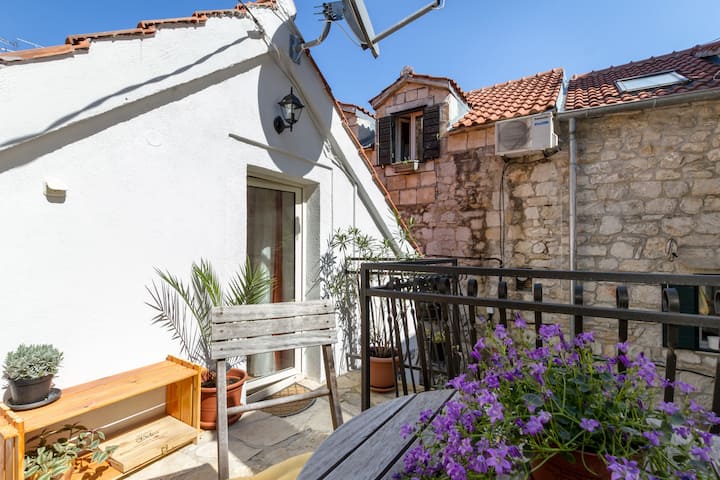 Stone House In The Center Of Split - Split