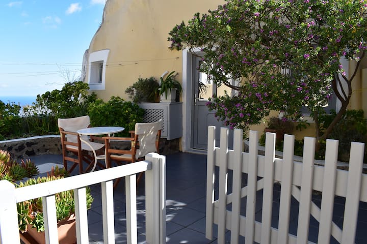 Ersi Villas~private Traditional Cave House! - Santorini