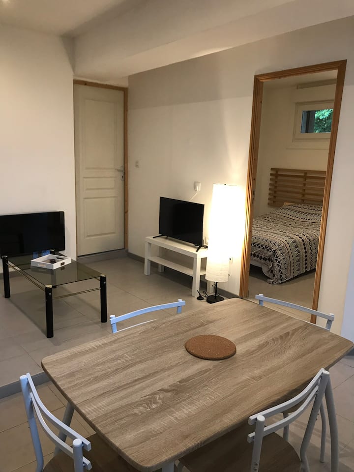 Gîte 40m2 Proche Tricastin En Campagne "Sud" - Pierrelatte