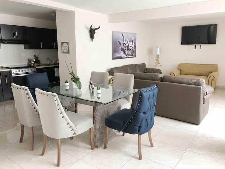 Departamento Súper Cómodo Con Excelente Ubicación - San Luis Potosí