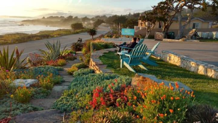 Cambria Shores Inn, King With Partial View - Cambria, CA