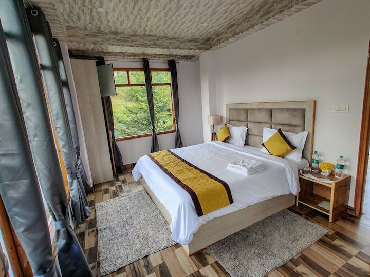 The Sharong Dreams 1 - Shimla