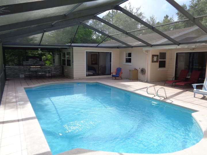 Lutz Cottage / Pool / 3 Mi To Interstate - Tampa, FL