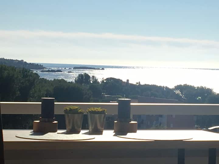 Appartement Vue Panoramique Baie D Agay Et Esterel - Saint-Raphaël