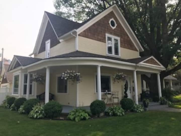 Maison De Fleur - Garden District - Coeur d'Alene, ID