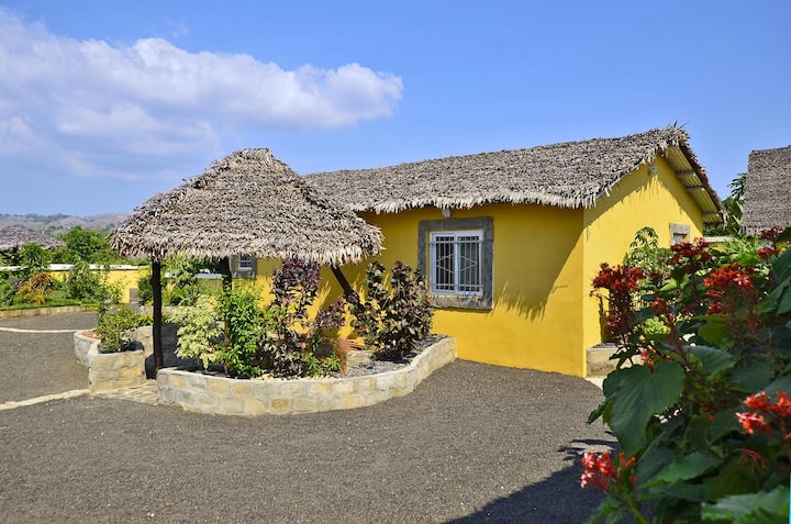 Maison « La Rose De Porcelaine » Piscine Partagée - Madagascar