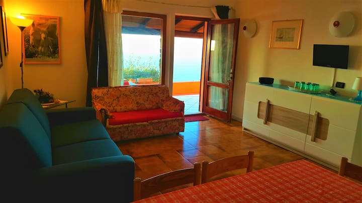 Rifugio Di Gabbiani-casa Rose Con Vista Mozzafiato - Costa Paradiso