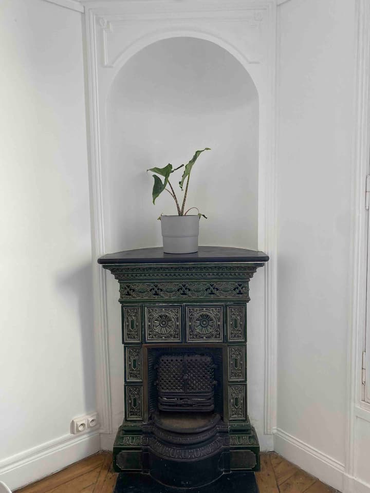 Modern Art Sunny Flat In Hipster Area - Paris